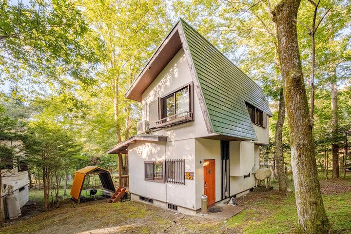 ドッグラン付きのコテージです。小型犬のみ(10キロ未満)2頭まで。 - Mount Fuji
