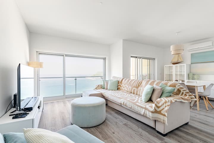 Sesimbra Cliffs - The Ocean At Your Feet - Sesimbra