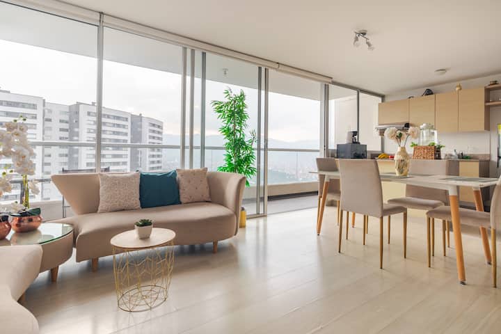 Amazing View, Poblado. 3 Bedroom. - Medellín