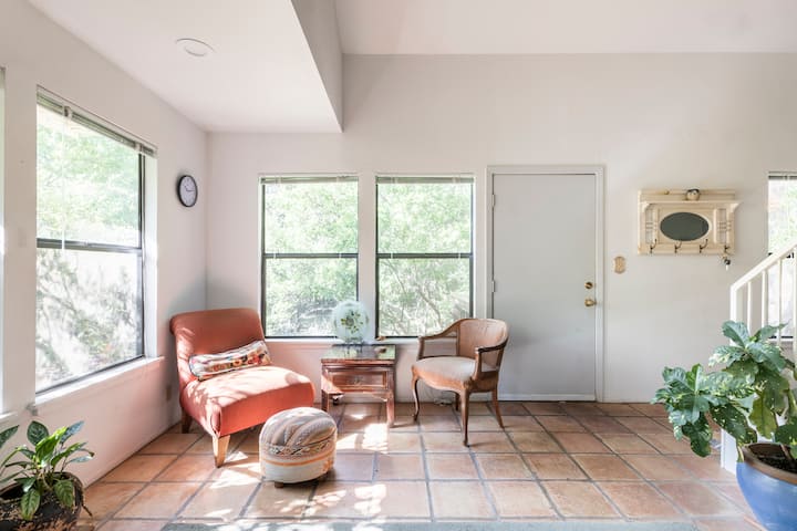 Private Room In Rustic Cottage-multiple Nights - オースティン, TX