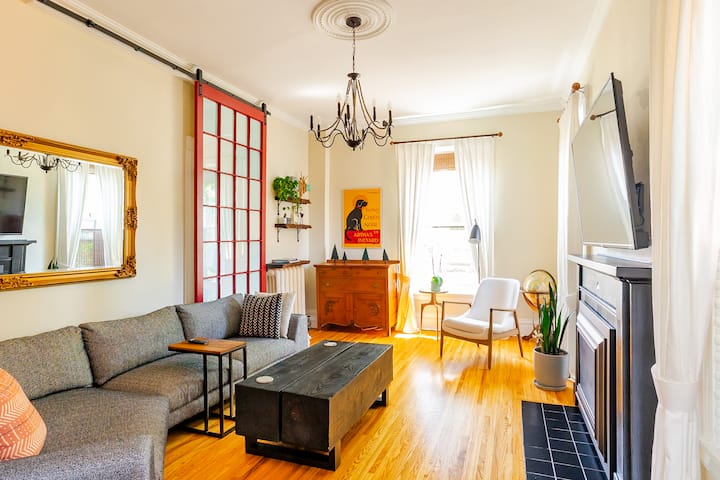 Luxurious Victorian Garden Apt, Explore Pec - Napanee