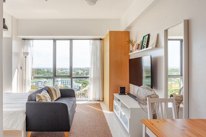 Minimalist Condo Unit W/ Wifi, Netflix - Taguig