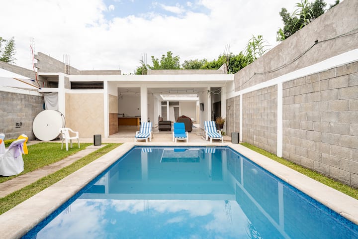 Cuernavaca  Club  Spa 2 Noches 6 Personas 3 Hab. - 쿠에르나바카