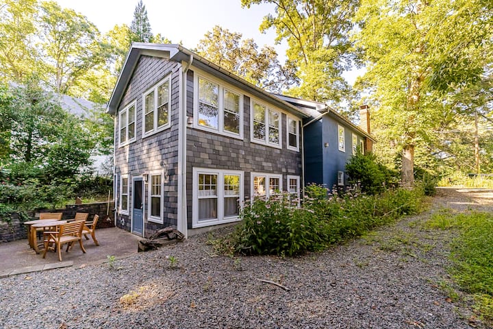 Calma Azul ~ A Retreat In The Heart Of C-ville - Charlottesville, VA
