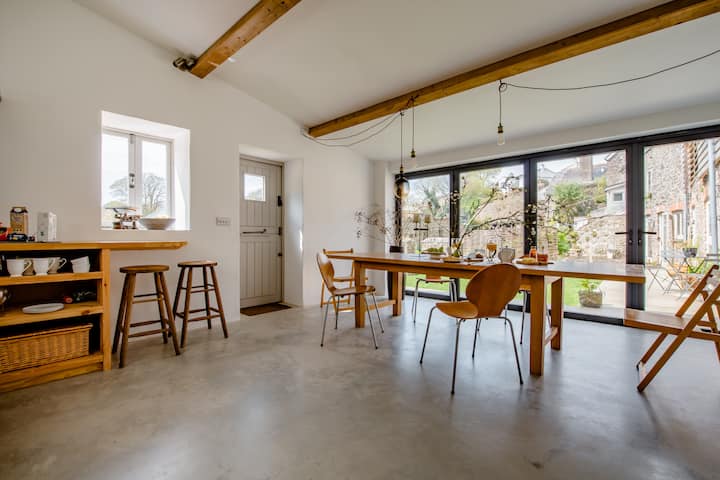 Butter Bay - Superking Ensuite Bedroom. 1 Of 3 Rms - Salcombe