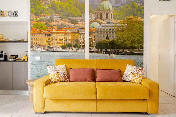 Emily – Accommodation Behind The Duomo + Parking - Como