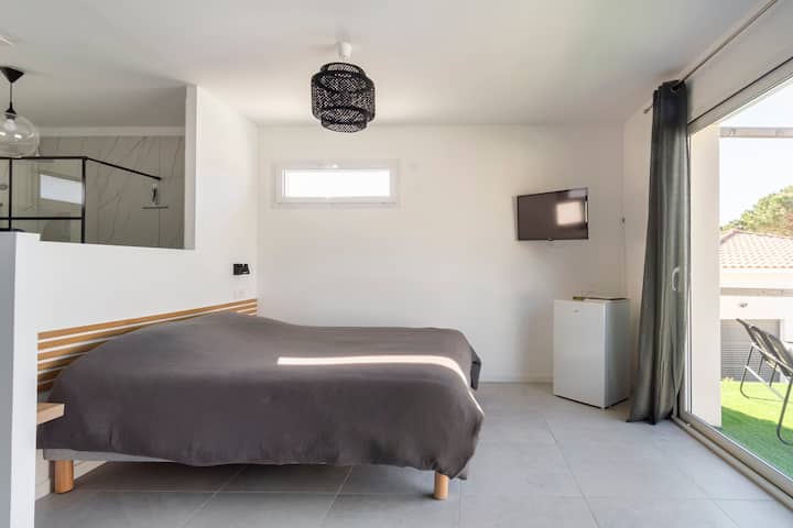 La Suite Basalte Spa Partagé Accès Privatif Agde - Agde
