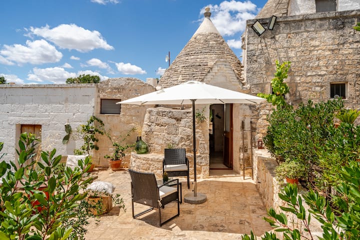 L'alcova Nei Trulli - Il Melograno, Oasi Di Pace - Apulia