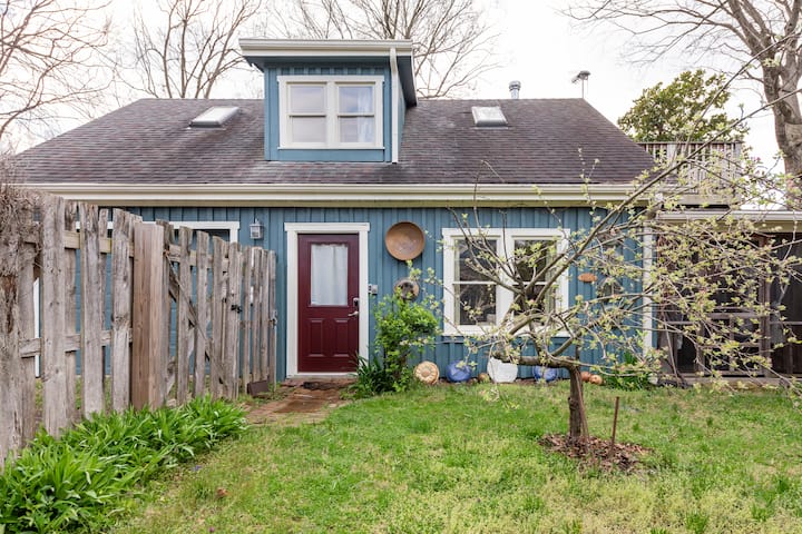 "Clay Cottage" At Woodland Park- Artistic & Cozy - Lexington, KY