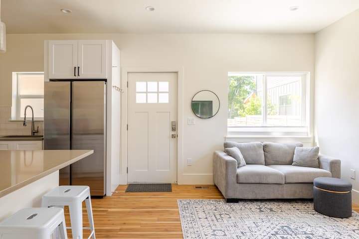 Cute Stand-alone Home Near Downtown - Sun Valley - Denver