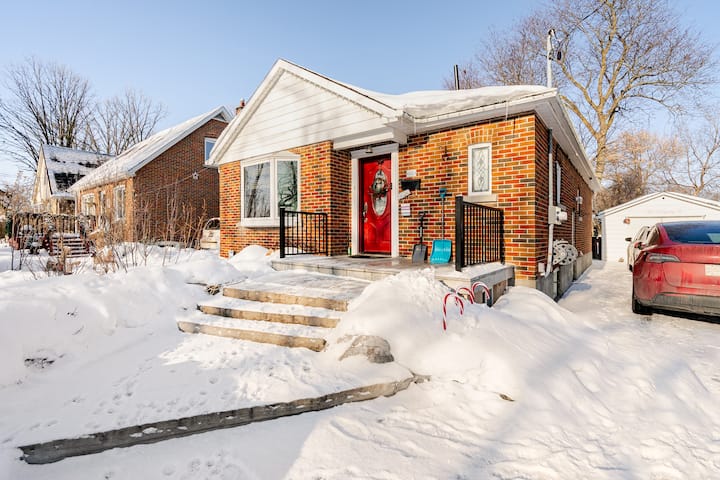 The Rustic Barn | King Bed | Self-contained - Brampton