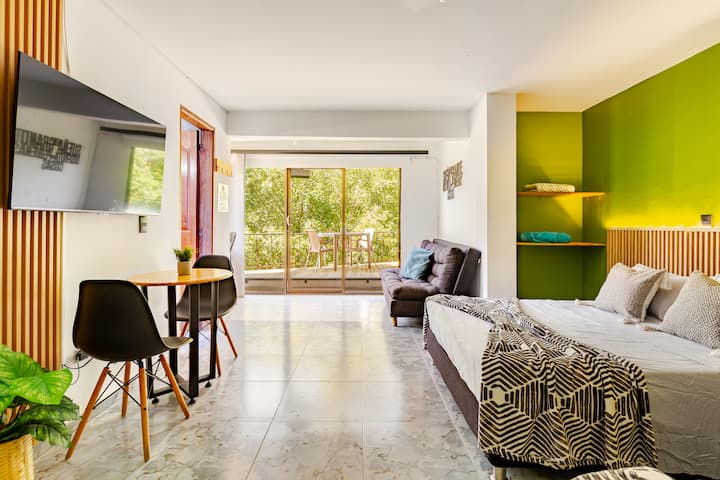 Aparta Estudio En La Frontera Poblado - Envigado - Envigado