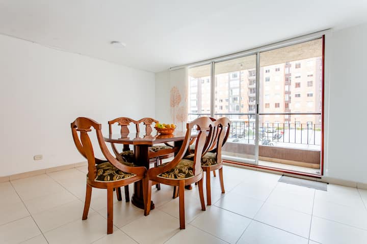 Acogedora Habitación En Un Punto Central De Bogotá - Bogota