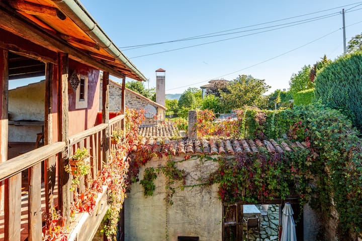 The Corridor Of La Llosuca With Fireplace And Terrace - Villaviciosa