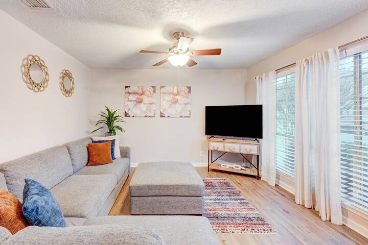 Entire Home 3 Bedroom 2 Full Bath It’s A Gem! - Montgomery, AL