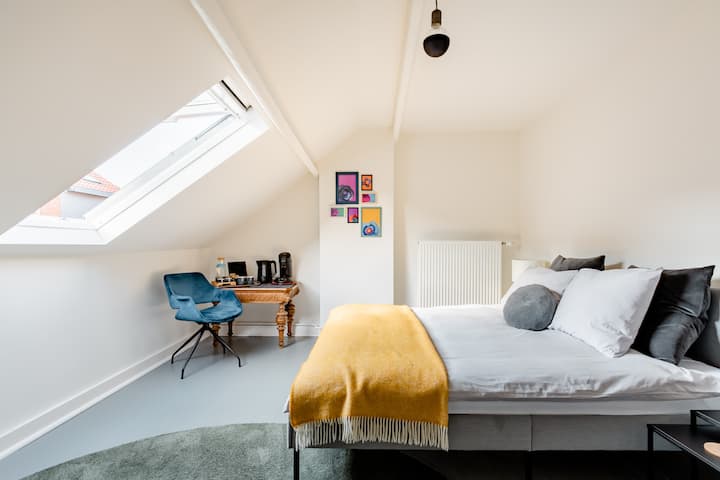 Cosy Loft Space In Period Townhouse - Leuven (Louvain)