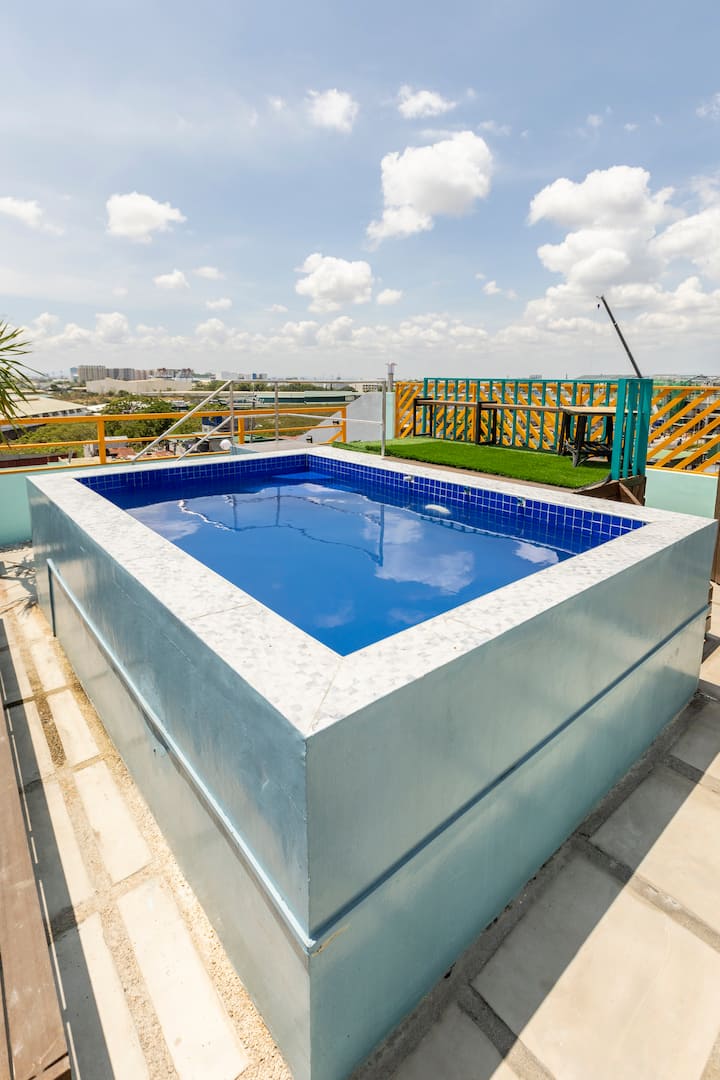 Near Airport Greek Cozy Br W/ Roof Deck Mini Pool - Parañaque