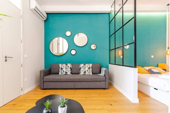 Modern Downtown Studio - Porto, Portugal