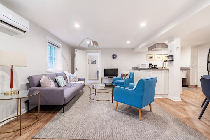 Dreamy Mt. Pleasant 2-bedroom Next To The Zoo - Washington, D.C., DC