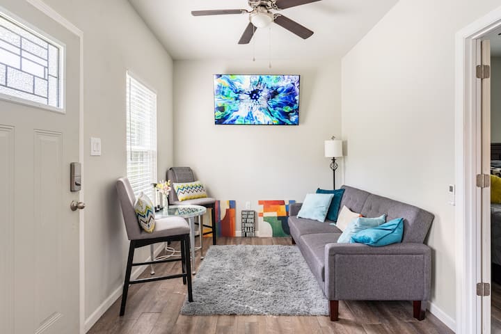 Amani Cottage:  A Tiny Home Experience - Auburn, AL