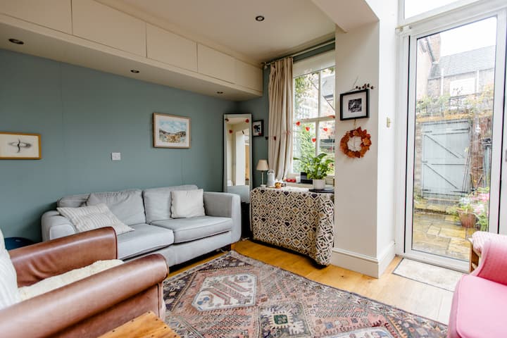 Free Minster Tickets. En-suite, Quiet & Lovely - York