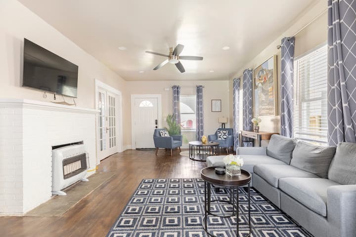 Cozy Private Room Queen/shared Bath(a) - Houston, TX