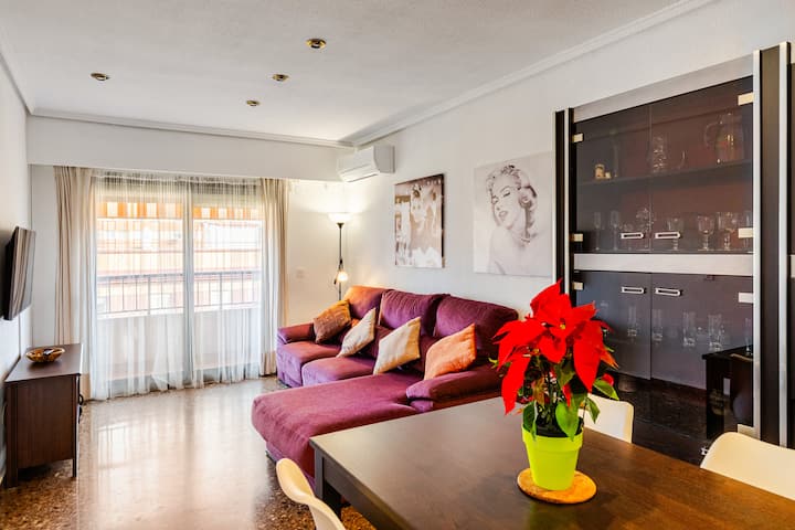 Piso Con Ascensor  Junto Metro Ayora - Valence en Espagne