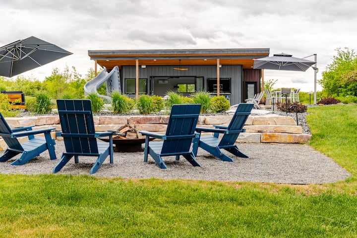 Modern Barndominium On 16 Acres In Sugar Creek Wi - Kettle Moraine State Forest, Whitewater