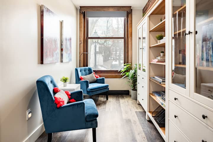 Modern Downtown Condo In Heritage Building - Halifax, NS, Canada