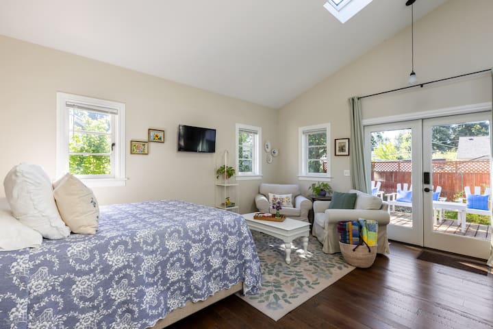 Light-filled Cottage Studio In Sellwood - Marshall Park - Portland