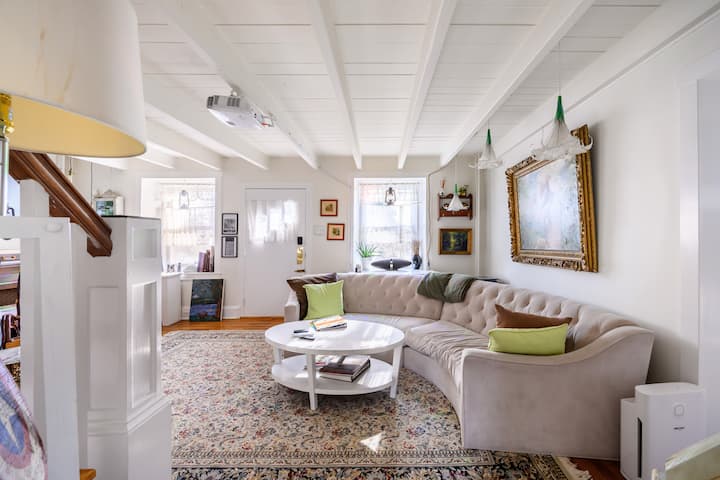 Charming & Whimsical Historic River Home - New Jersey