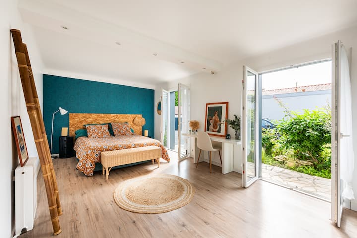 Grande Chambre+ Salle De Bain Wc+ Cuisine+terrasse - Bayonne