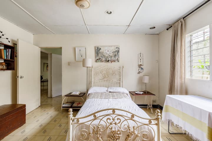 Cozy Retreat-lush Garden-house In Barranquilla - Barranquilla