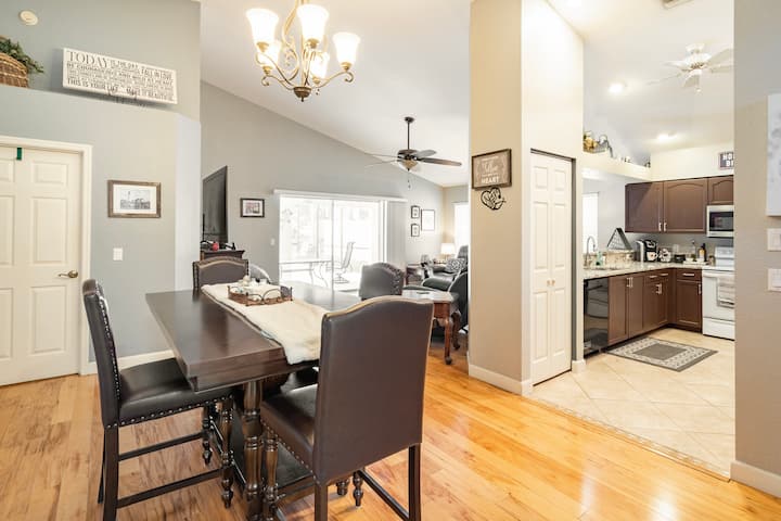 Cheerful 1 Bedroom/1 Bath Close To Venice Beach - Venice, FL