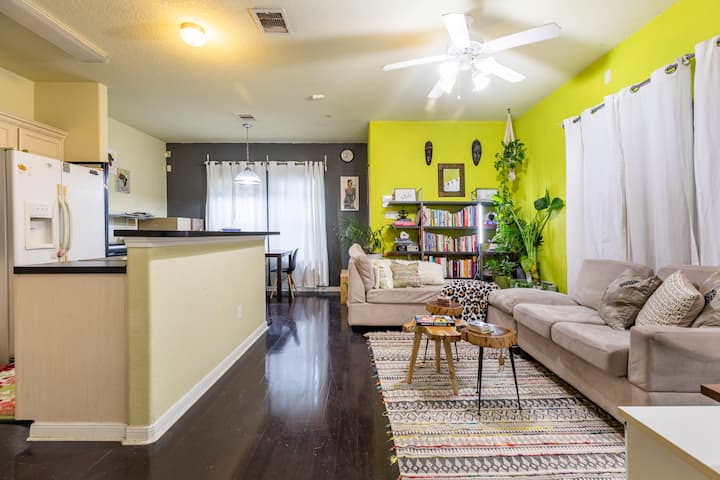 Chill Vibes Heart Of The City Rr - Houston, TX