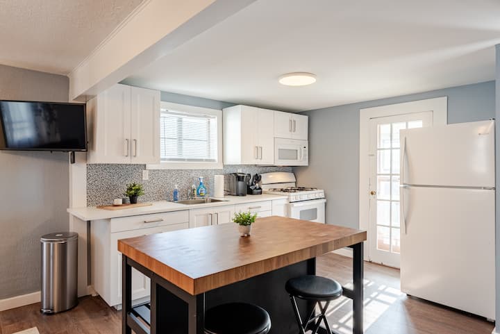 2br Upstairs Condo In The Pizza Capital! - Old Forge, PA