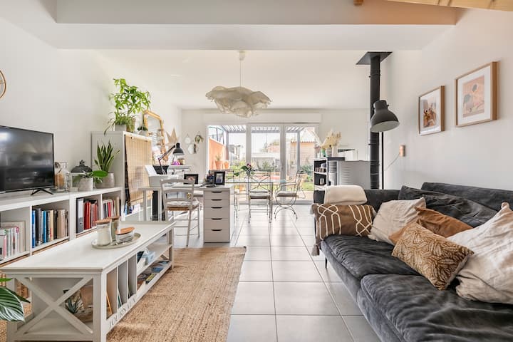Chambre à 2 Pas De La Rochelle - Accès Bus Rapide - Puilboreau