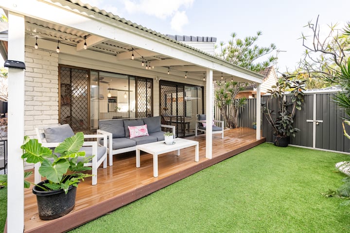 Seabreeze Villa On Mermaid Beach/ Broadbeach - Gold Coast
