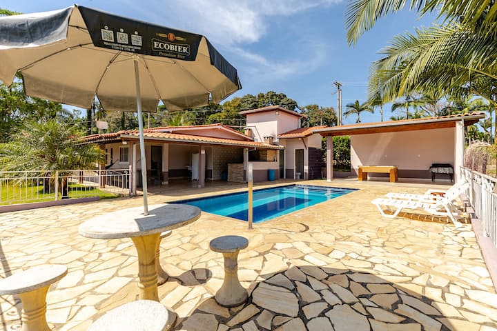 Casa De Campo Agradável Com Piscina E Natureza - Socorro
