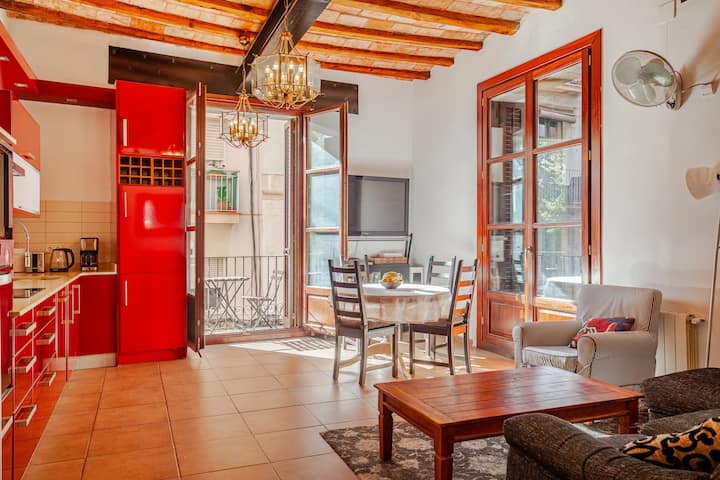 Lovely 2 Bed Apartment In The Heart Of Barcelona - Barcelona