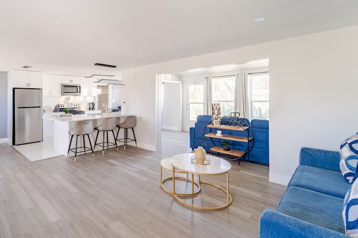 Comfy Home Pool And Dock W Access To Ocean - Port Charlotte