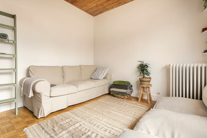 Calm, Light And Airy Apartment - Le Kremlin-Bicêtre