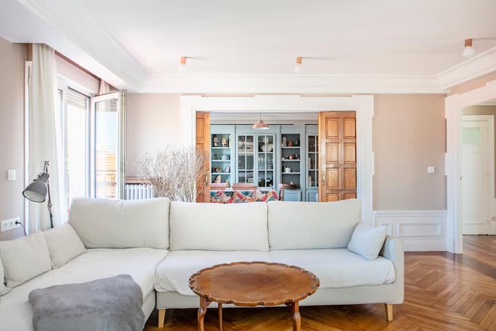 Preciosa Vivienda En Bilbao Junto Al Guggenheim - Bilbao