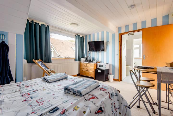 Large Double Room With Ensuite And Sun Terrace - East Sussex