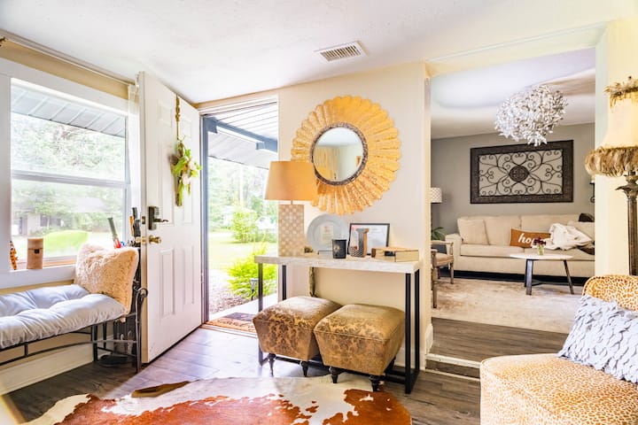 Private Room In A Cozy Home Close To All Campuses - Tallahassee, FL
