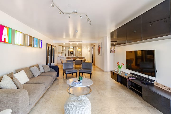 Ground Floor In Eagle Beach Luxury In Front Pool - Aruba