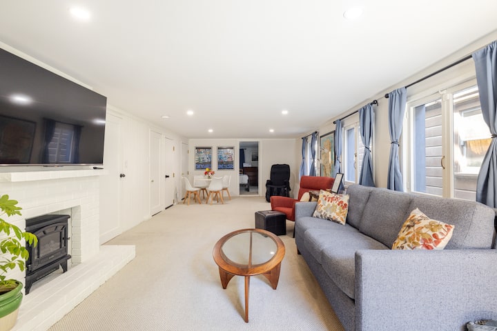 Private Suite With Parking Near Golden Gate Park - San Francisco, CA