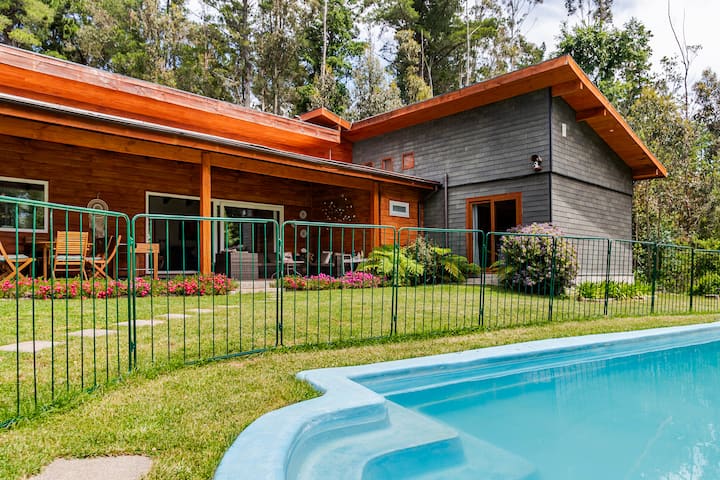 Casa Con Piscina Temperada Y Hot Tub - Los Ríos