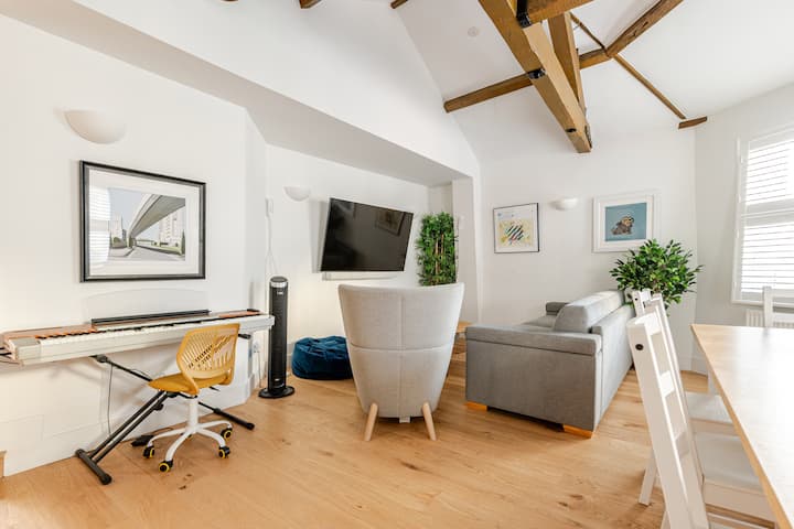 Stunning 2-bed Flat In The Heart Of London! - London, UK