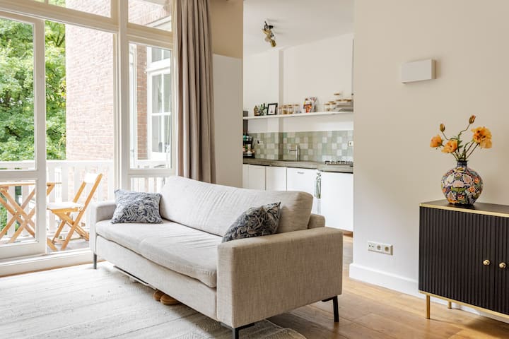 Vondelpark, 2 Bikes Included - Amsterdam